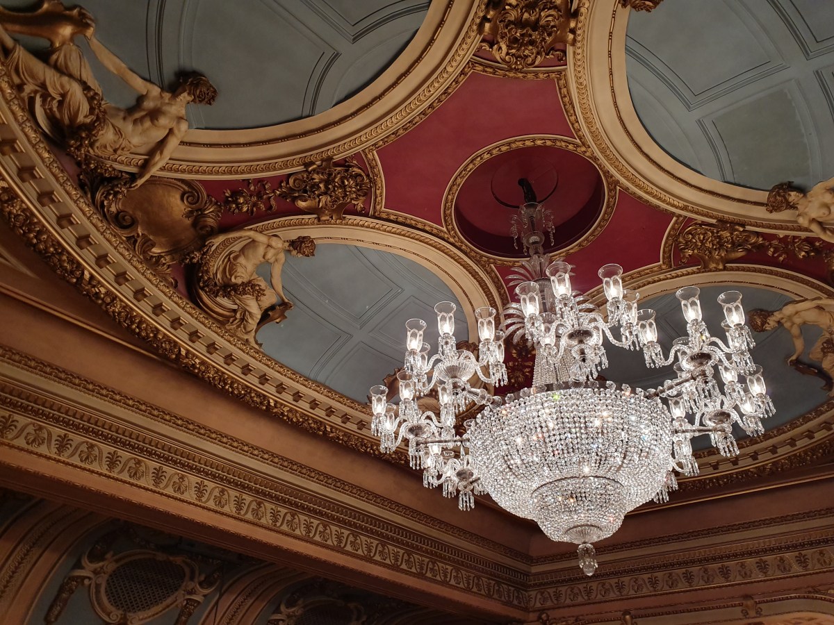 Theatres allowed to re-open with social distancing from this weekend ...